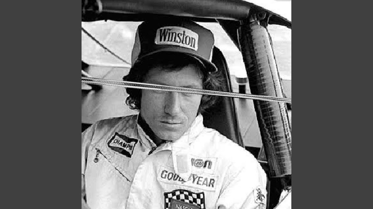 Earnhardt (feat. Jordan Greig) - YouTube