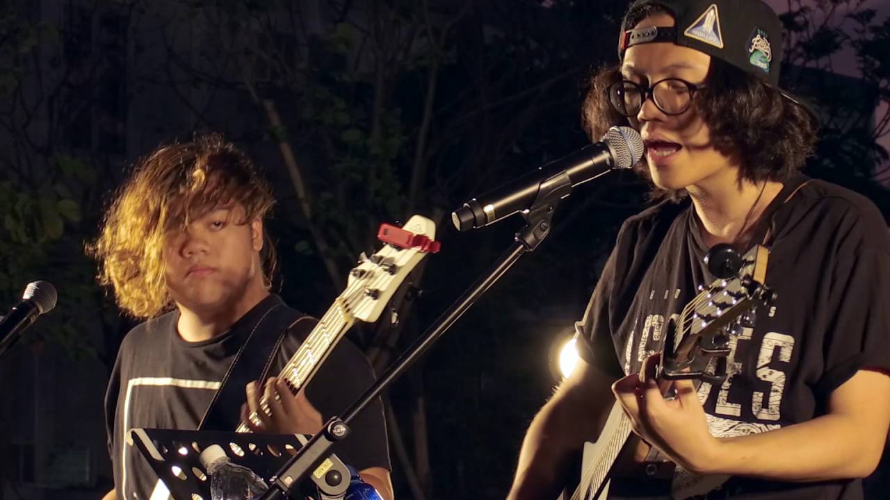 Knuckles (Moose Blood) cover by Sugar Bro @ 自由約 (8 Oct 2016) - YouTube