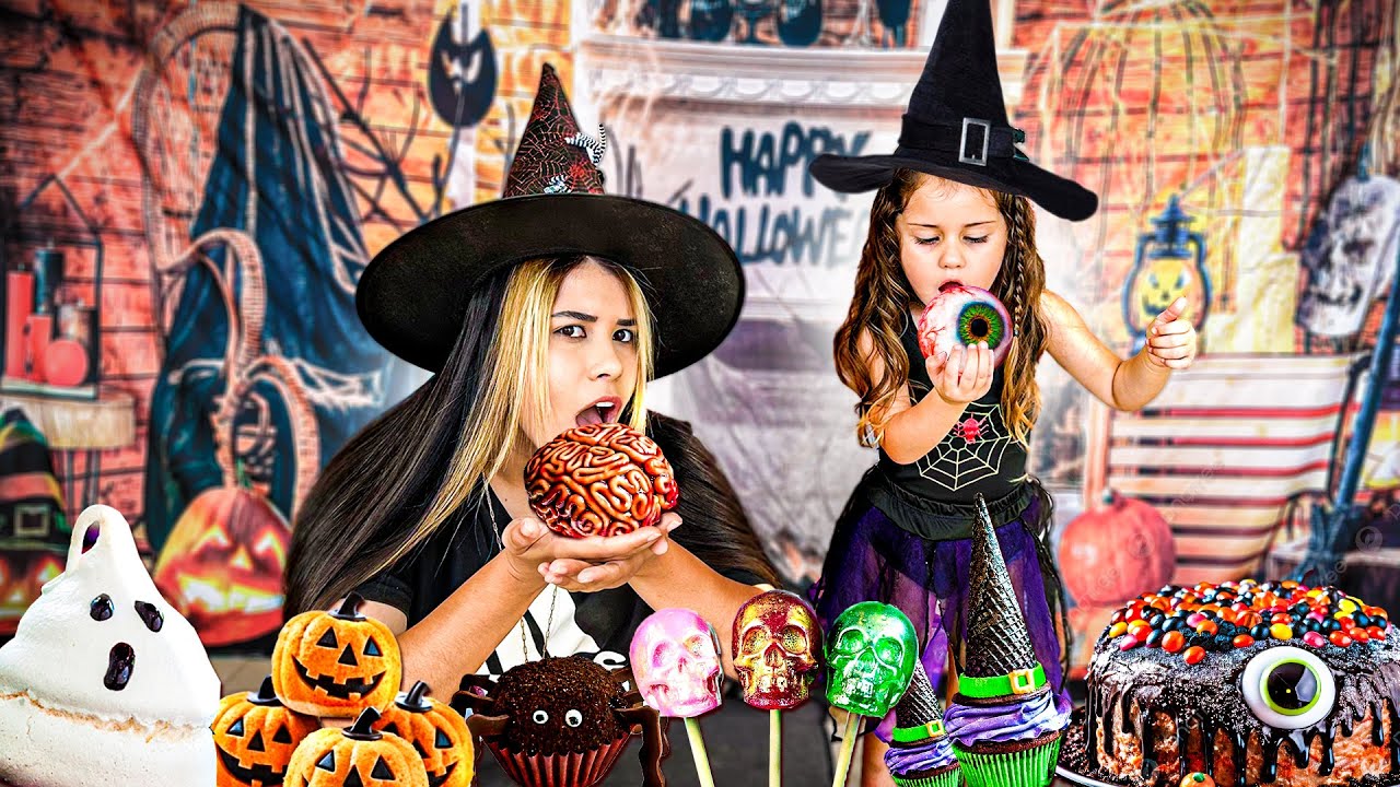 Minha IrmÃzinha Comeu Doces De Halloween E Passou Mal
