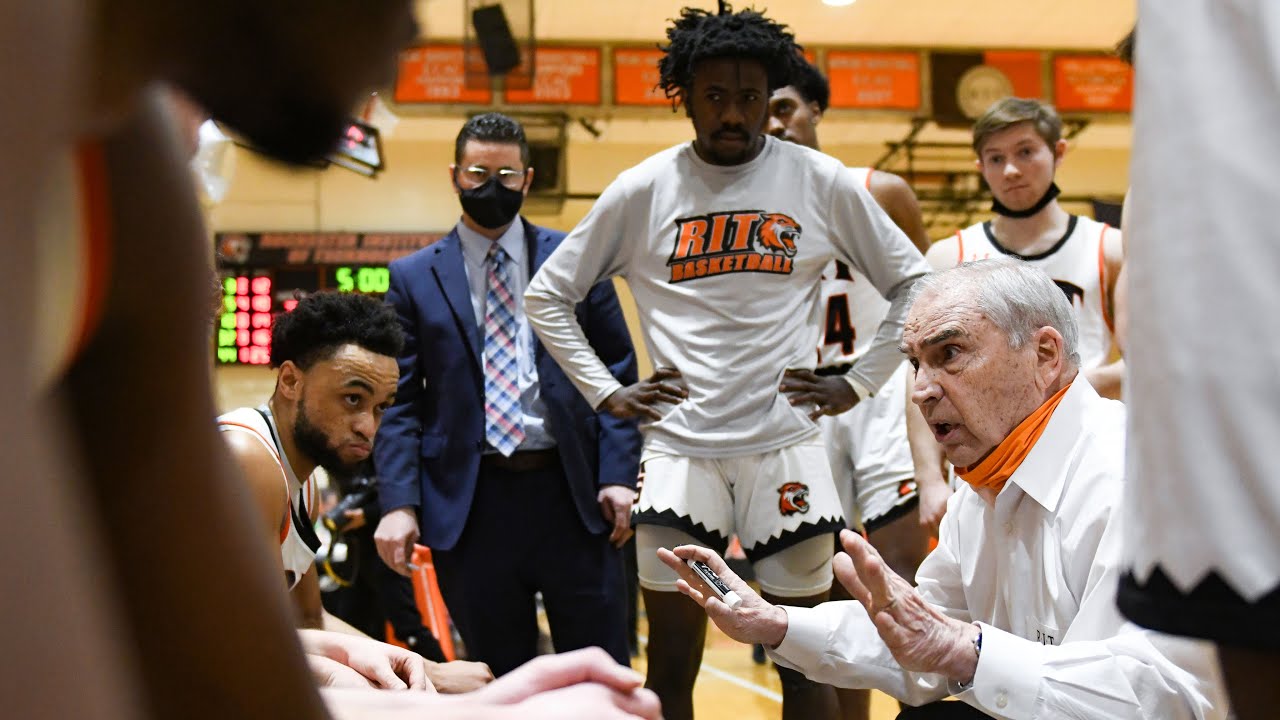 Men's Basketball - Rochester Institute of Technology Athletics