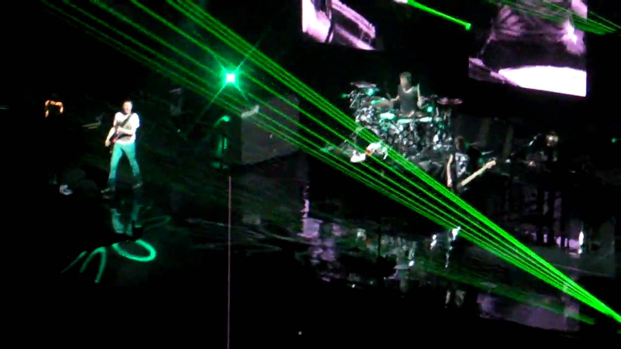 Muse - Dead Star: Budokan Japan Tour 2010 - YouTube