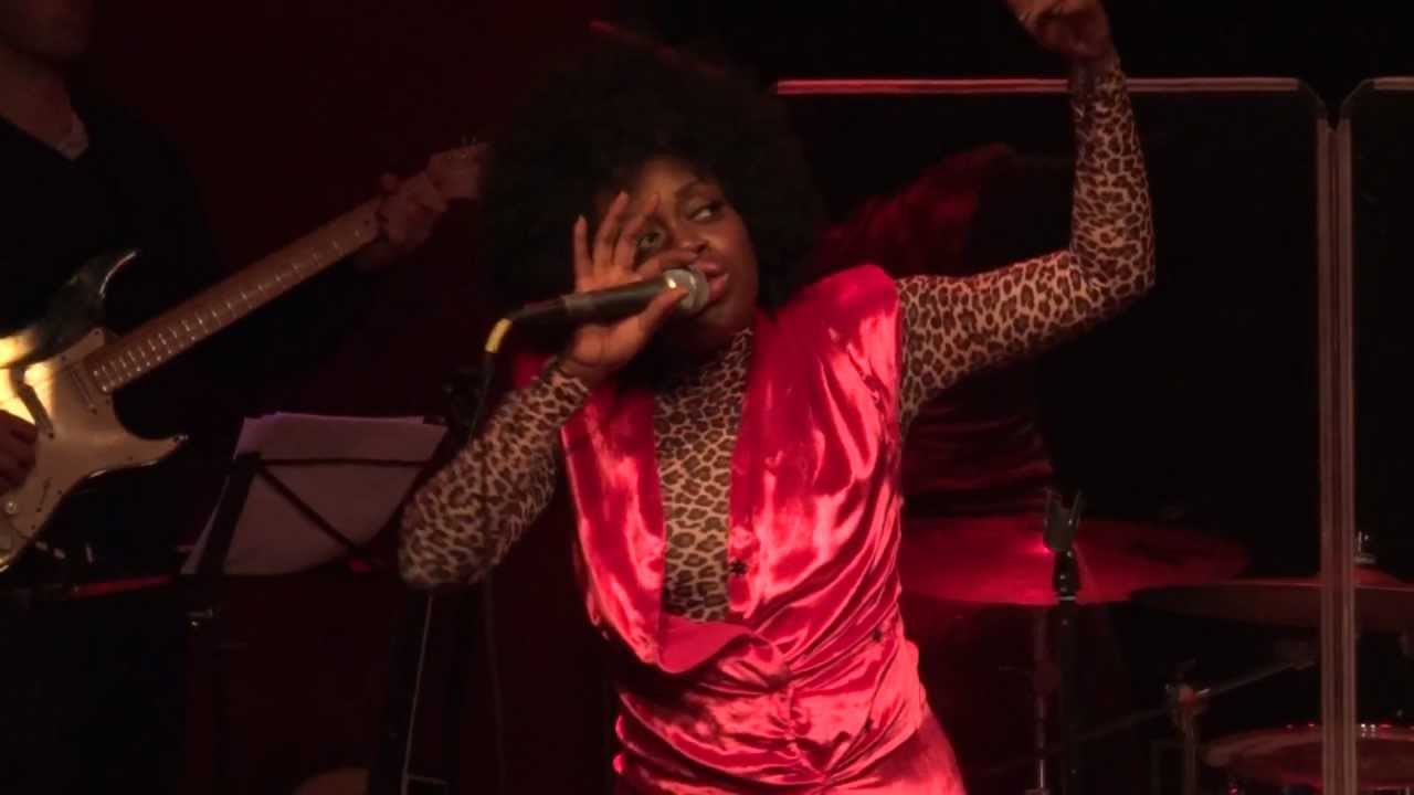 Baby Sol - Live @ Bizz'Art, Paris [2013-03-08] - YouTube