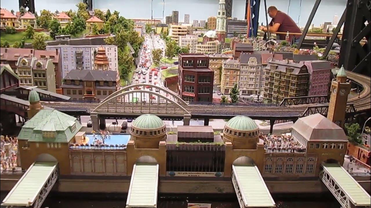 Miniatur Wunderland Hamburg (Modell DT4) - YouTube