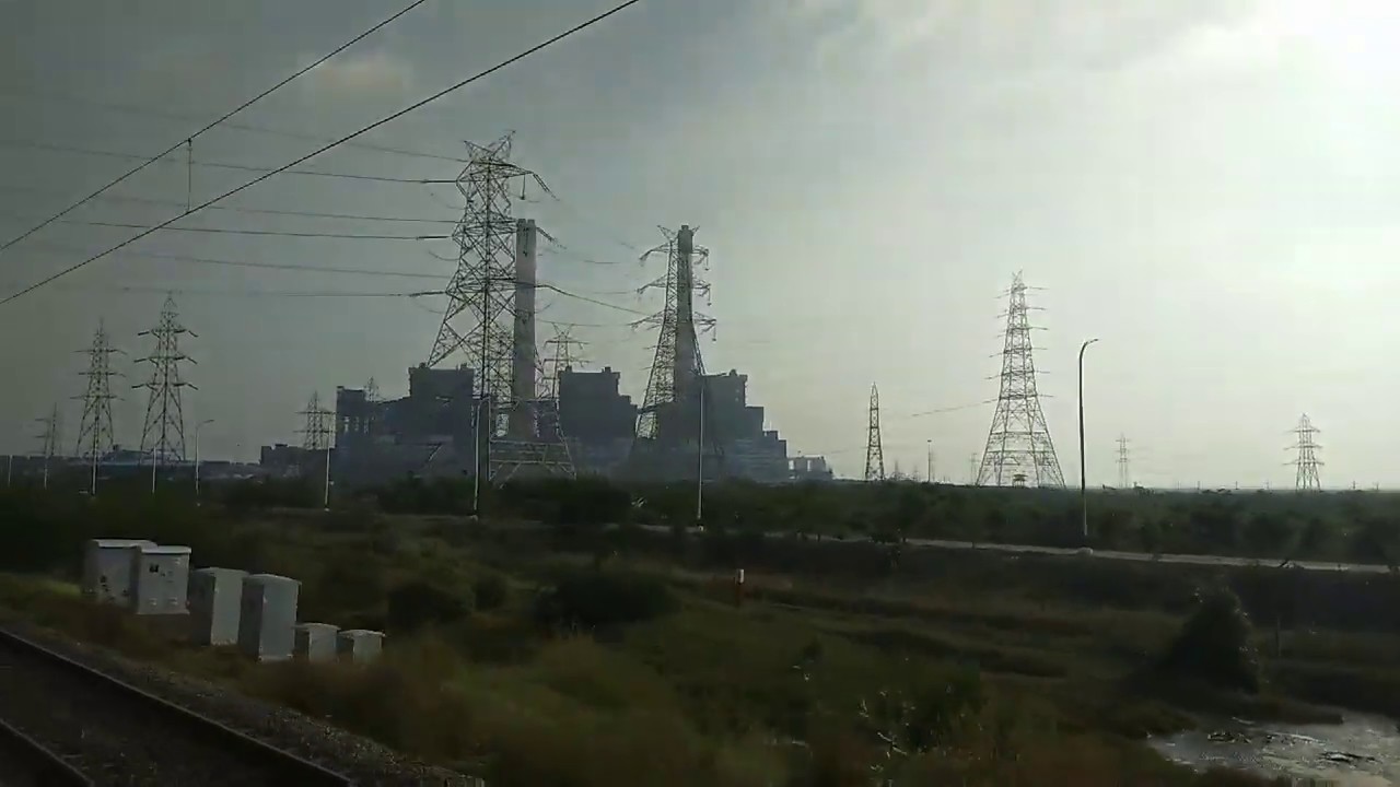 EMU THROUGH NTPC,HPCL,ENR CREEK AND ARRIVING INTO ENNORE STATION - YouTube