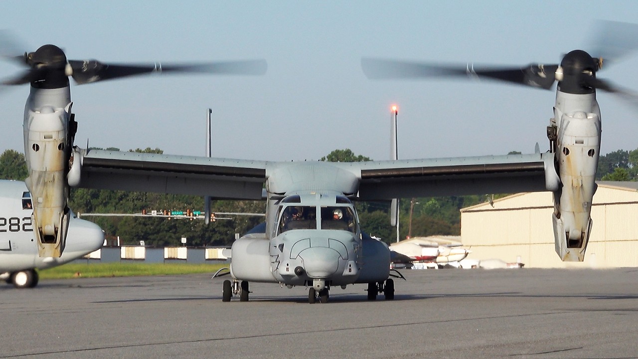 Helicopter +Aircraft V-22 Osprey unique machine up-close look of this ...