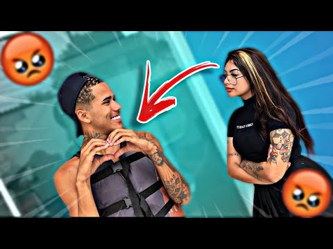 BRANQUINHA ESTÁ BRAVA COM WE