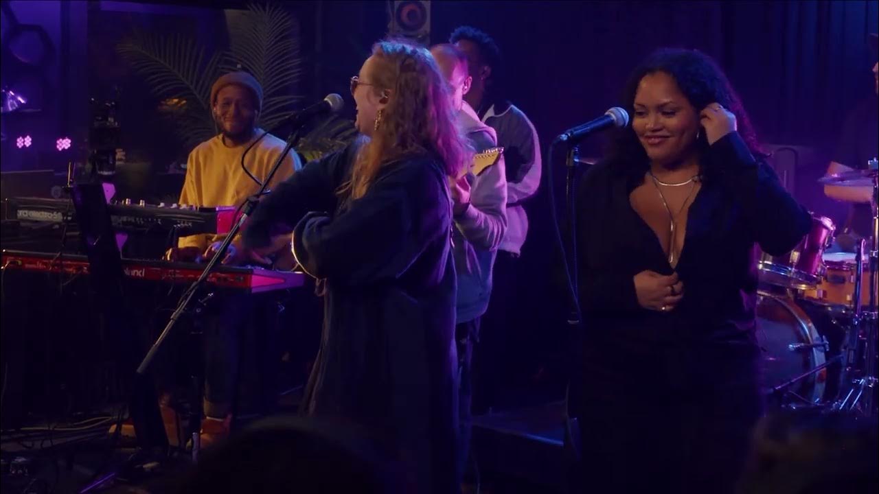 Sir Woman – "Party City" (Live at Purple Bee Studios) - YouTube