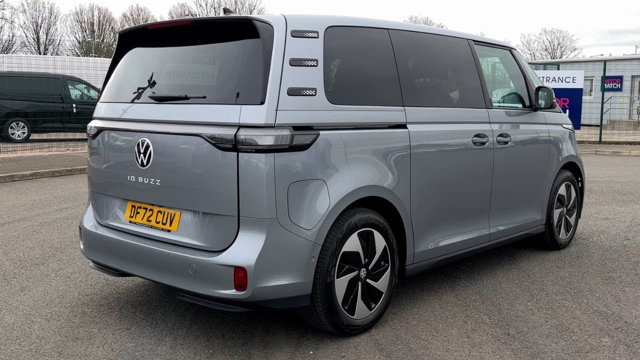 VW ID Buzz LIFE Walkarounds - YouTube