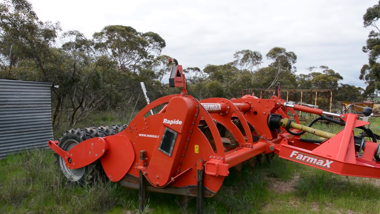Spading header rows for grass control, improved yields & soil ...