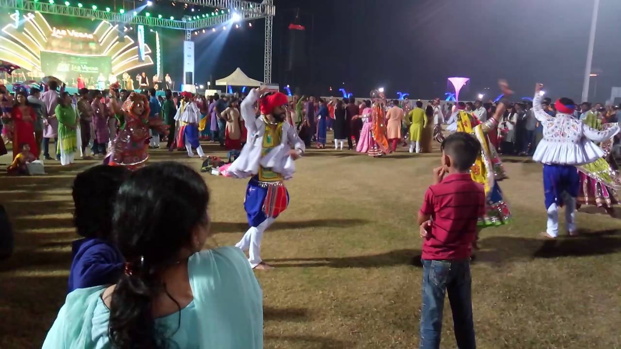 Adani santigram garba most entertainment - YouTube