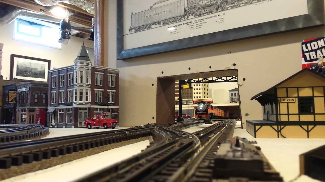 Lionel Southern Pacific GS4 Legacy - YouTube