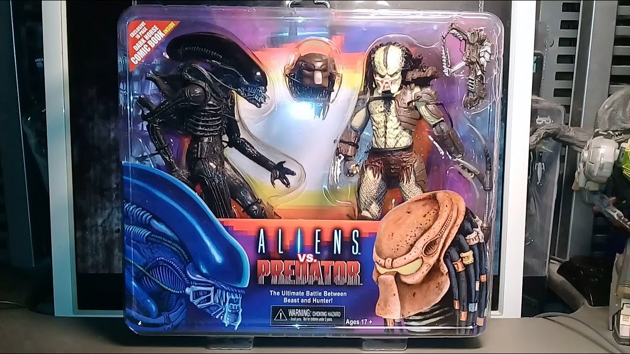 Kenner Brown Renegade Predator vs Warrior Alien, a "Toys 'R’ US ...