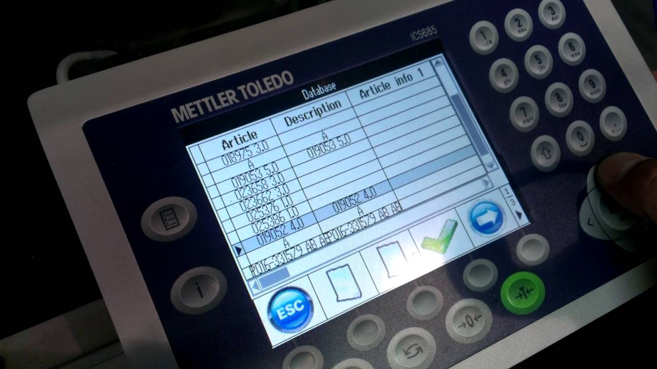 Mettler Toledo ICS685 problem - YouTube