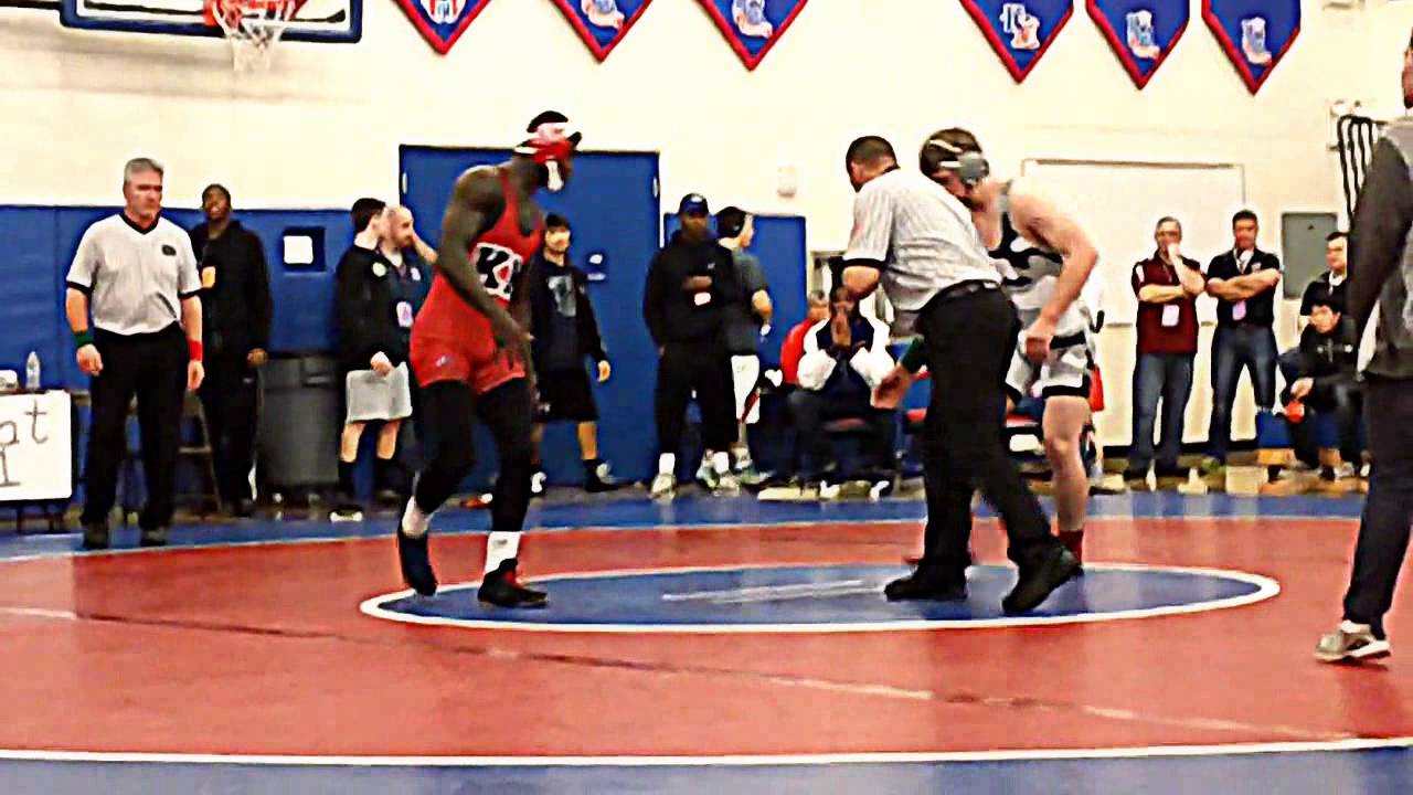 Emmanuel Daigbe Pinned the defending state champion at regionals. - YouTube