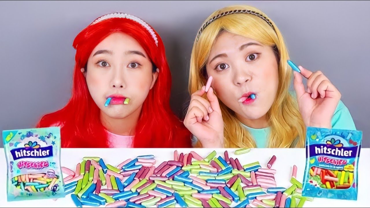 Dona english Mermaid Jelly NIK L NIP Mukbang DONA - YouTube