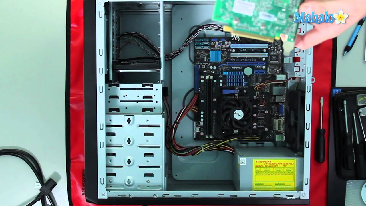 PCI on Your Motherboard Explained - YouTube