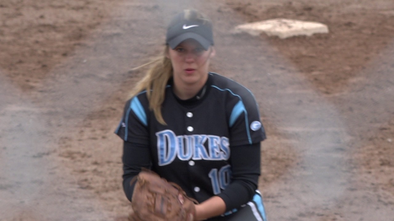 BCTV Sports - Essexville Garber Dukes vs. Pinconning Lady Spartans ...