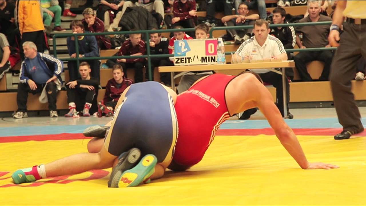 Ringen: Deutsche Meisterschaften der Junioren in Langenlonsheim - YouTube