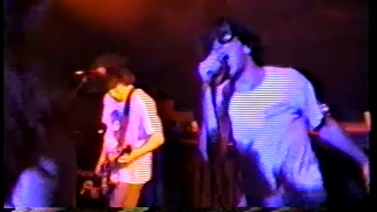 Ween 1992 05 06 The Shark Club, Las Vegas, NV - YouTube
