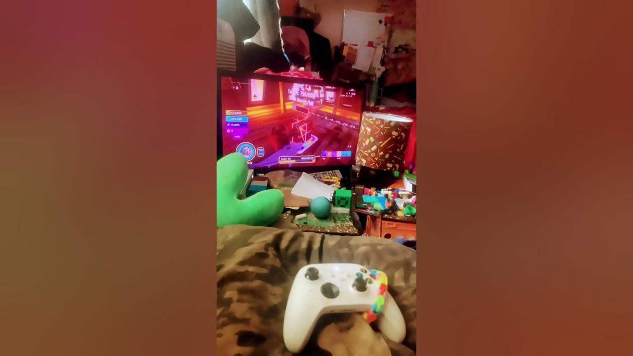 Xbox controller, auto clicker - YouTube