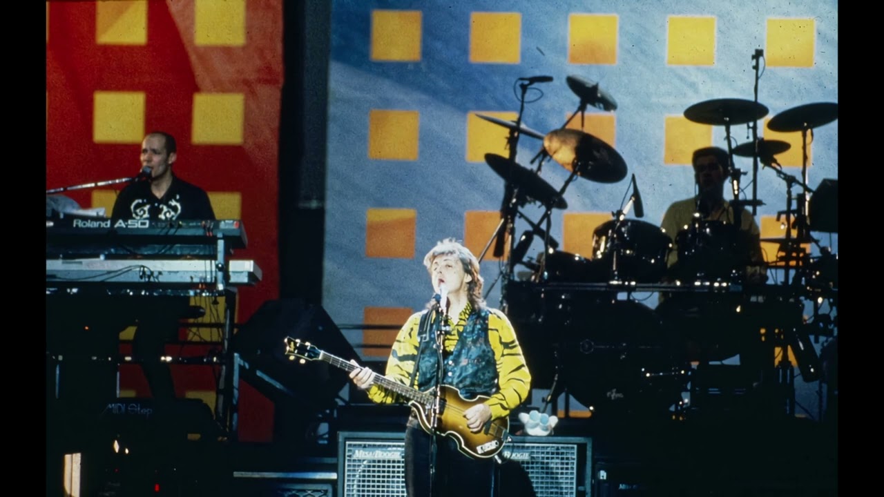Paul McCartney - Get Back (Live in Liverpool 1990) - YouTube