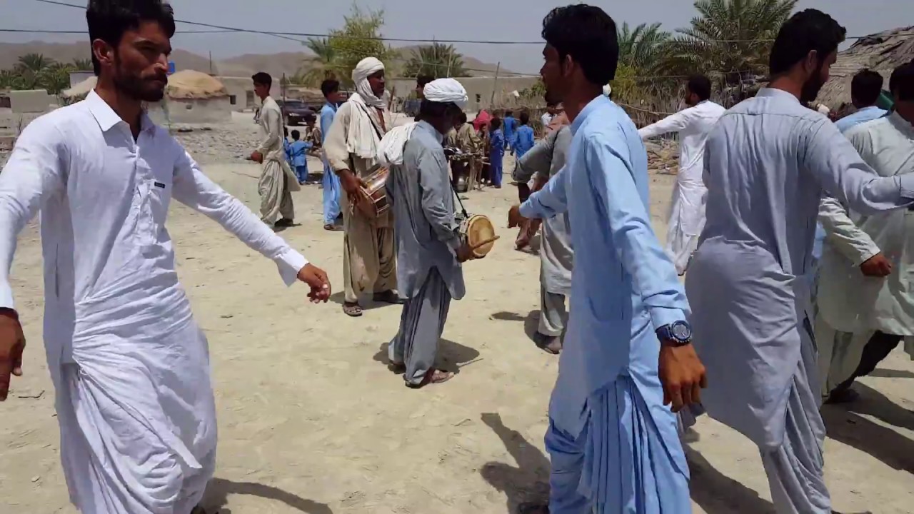 Balochi cultural dance turbat kech - YouTube