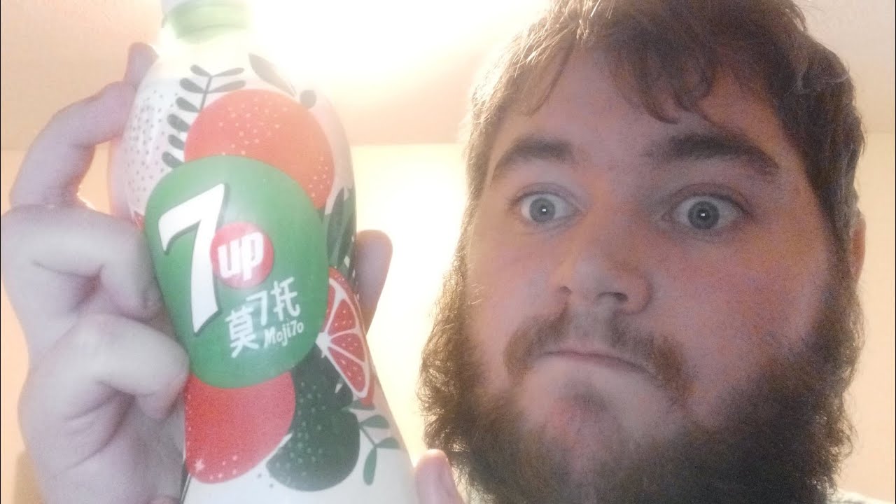 That Food & Drink Show: Grapefruit 7 Up from China - YouTube