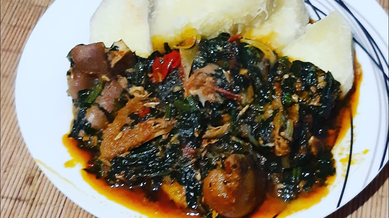 Pork feet with spinach - YouTube