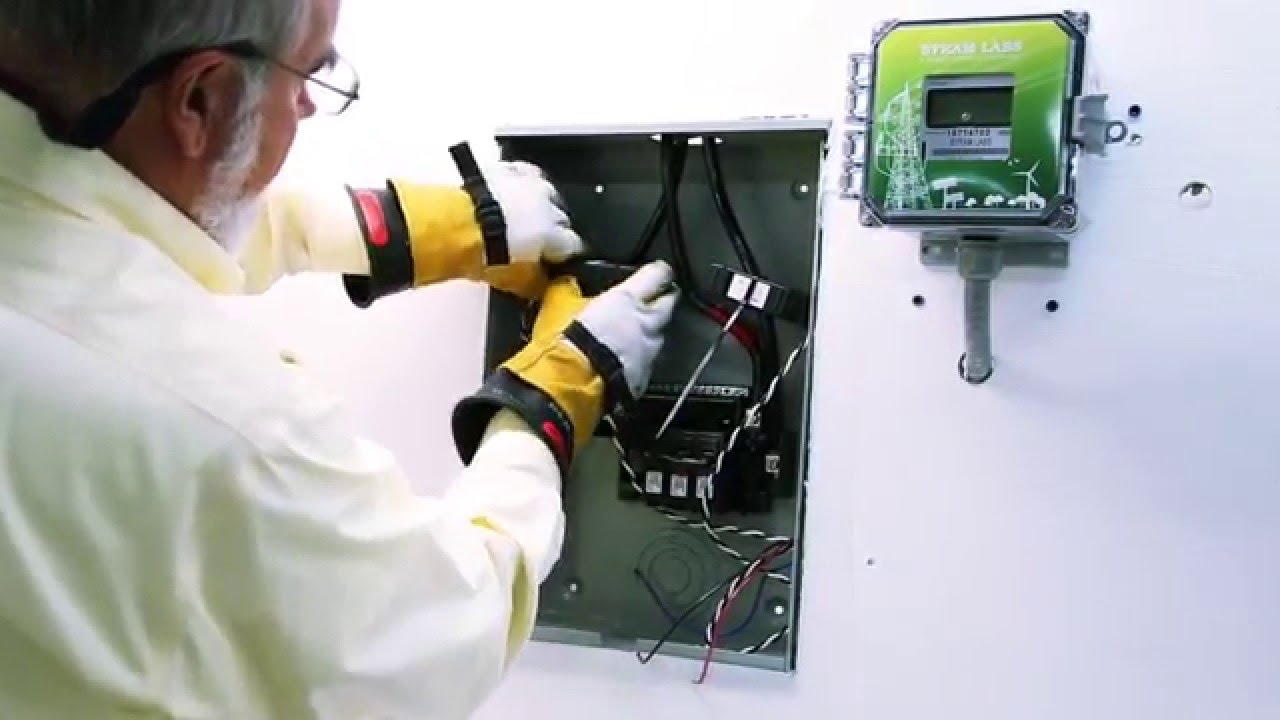 3 Phase, 3 Wire Commercial Submeter Installation - YouTube