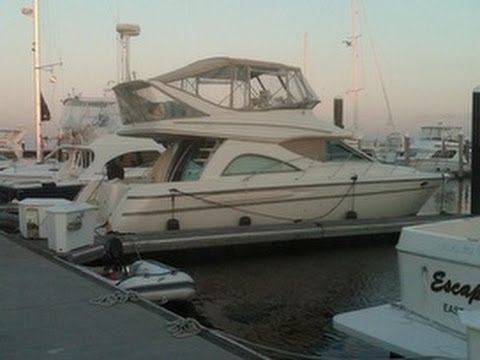 [UNAVAILABLE] Used 1998 Maxum SCB 41 in Warwick, Rhode Island - YouTube