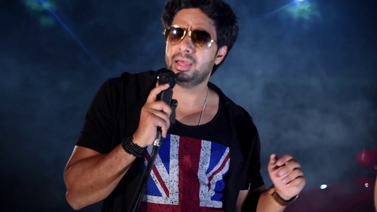 ATIF ASLAM||PEHLI DAFA| | MEHFOOZ KHAN|UNPLUGGED||COVER| - YouTube