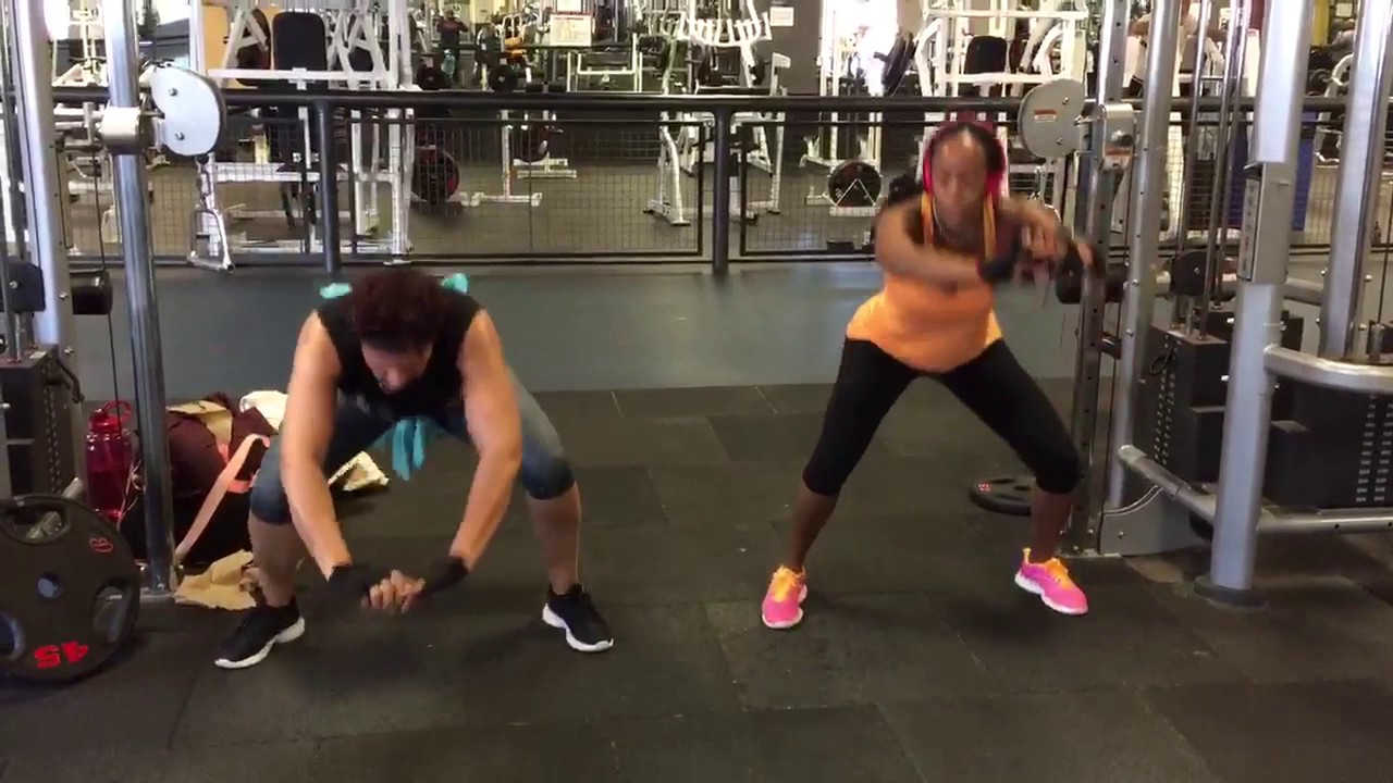 Squat Jumps & Walk Outs - YouTube