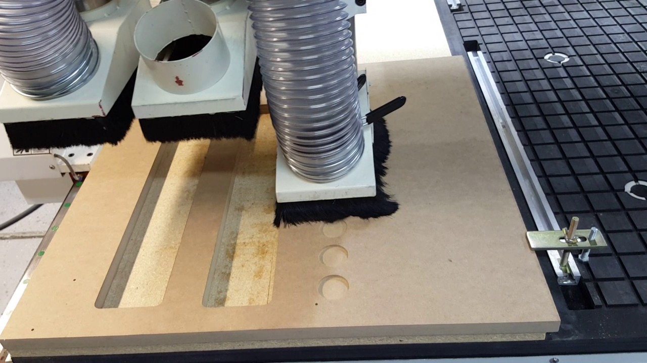 New 4x8 Router Table , 3 Water Cooled Spindles, and Servo Driven - YouTube