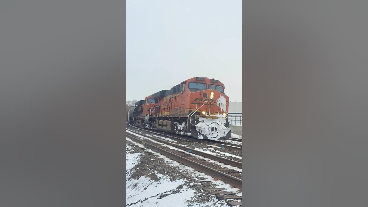 BNSF Pumpkins on CP 2-H88 - Dec 06/24 #cptrain #canadianpacificrailway #bnsf #bnsfrailway # ...