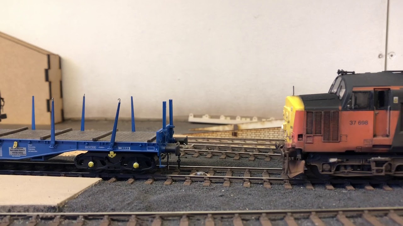 37698 at Motts Lane fitted with Dingham auto uncouplers - YouTube
