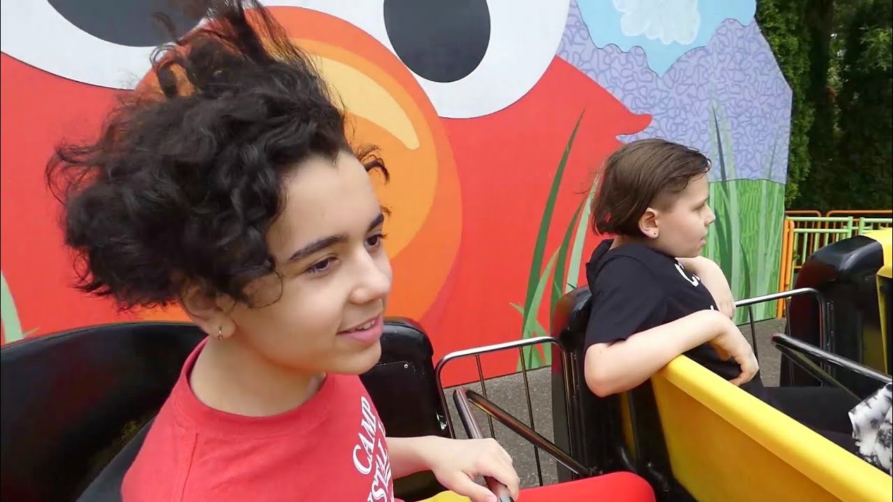 Peek-A-Bug Ride - Sesame Place @sesameplace - YouTube