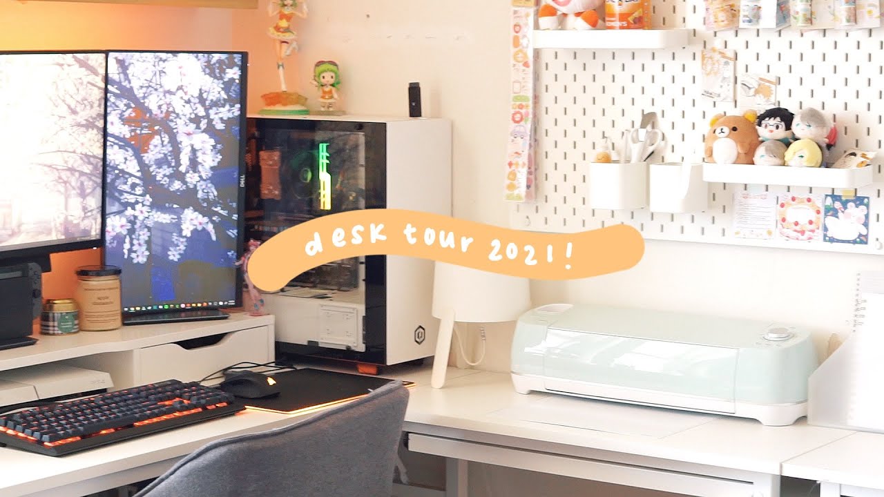 desk tour & gaming setup for 2021 - YouTube