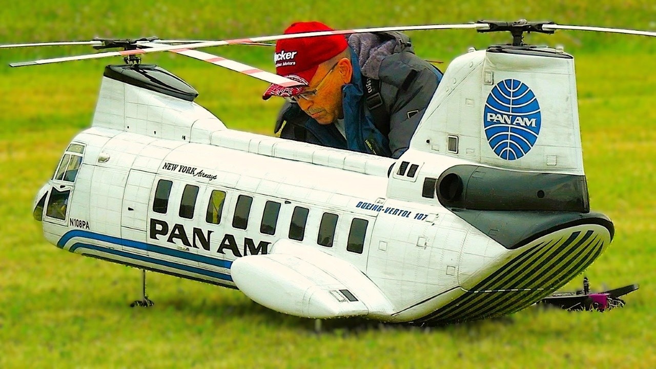 SWITZERLAND'S MOST VERSATILE RC AIR SHOW SPECTACLE - LOORHOLZ FLUGTAGE ...