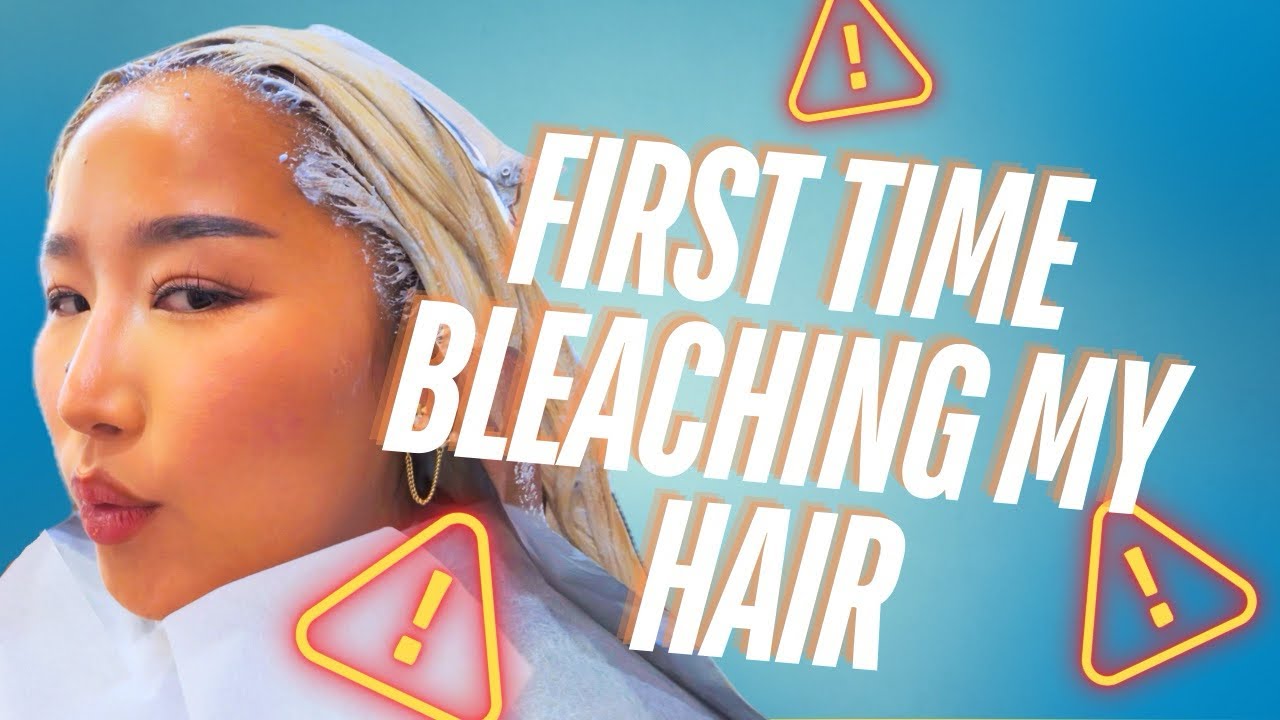 First Time Bleaching My Hair - YouTube