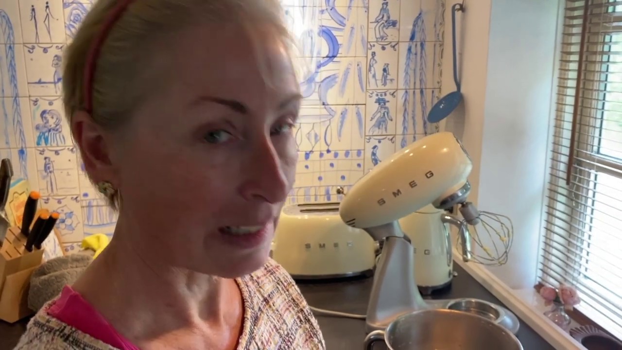 Katherines Kitchen 1 - YouTube