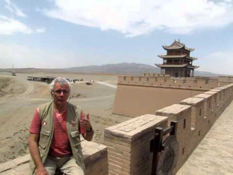 Enzo Cozzi en Jiayuguan - YouTube