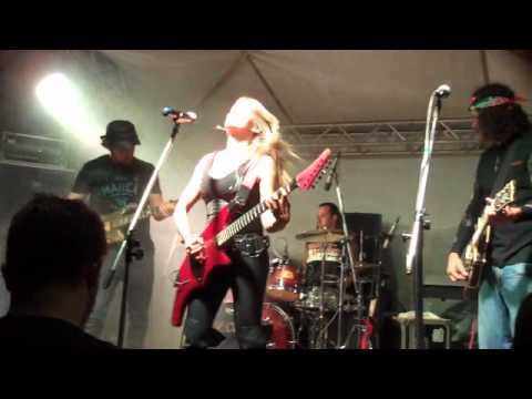 Syang - Rock n roll em BH - YouTube