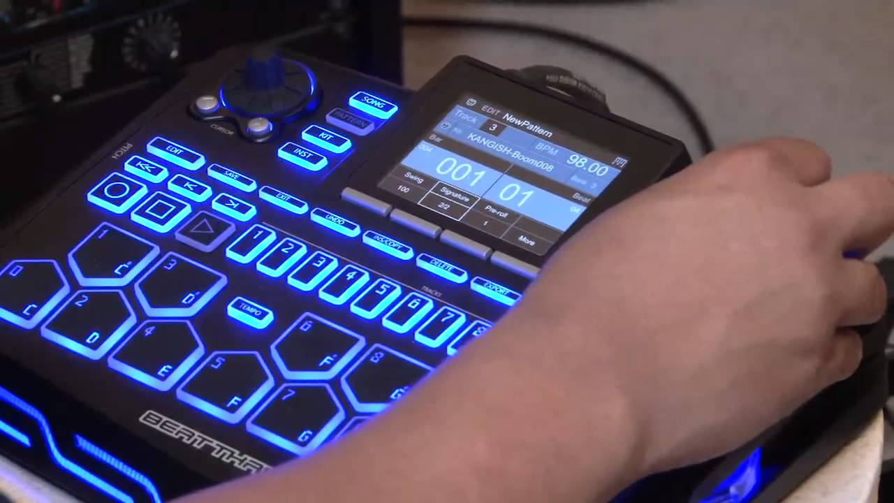 Swing and Time Signatures on the Beat Thang - YouTube