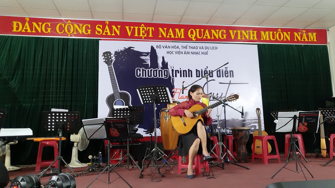 Guitar on fire - Alex Fox by Ngo Giang - YouTube