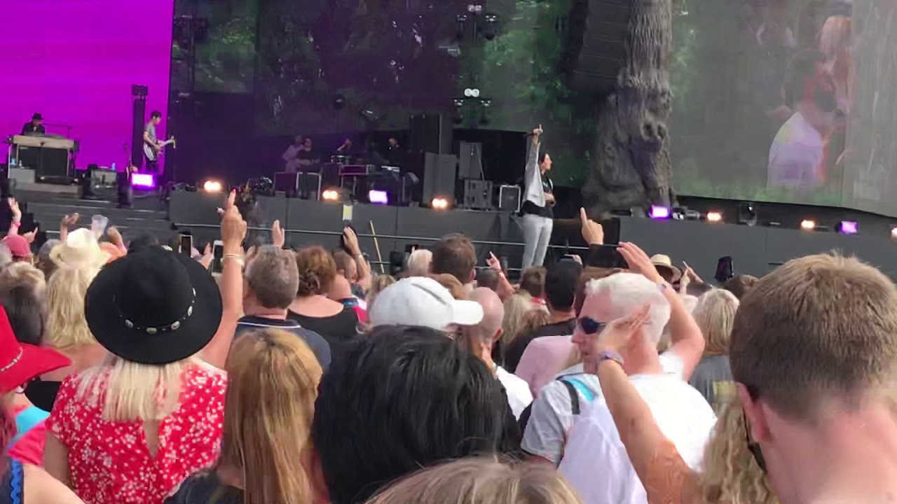TEXAS Say what you want BST Hyde Park 14.7.19 Gold Circle - YouTube