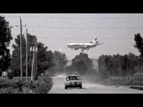United airlines flight 232 Animation VS real footage. - YouTube