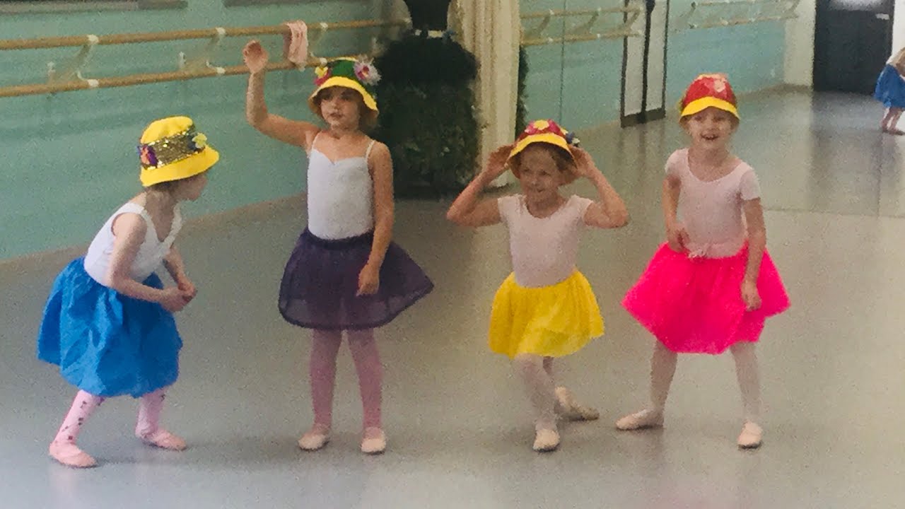 My 5 years old ballet dancing internship show IX , 2018 - YouTube