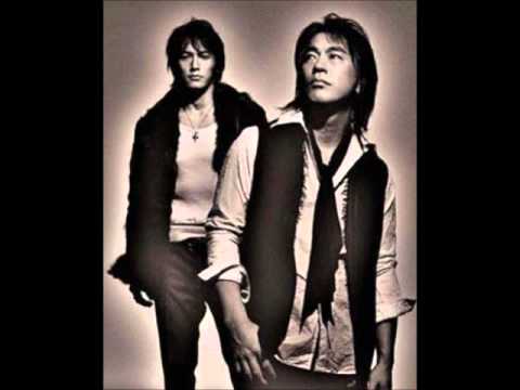 B'zラジオ「ELEVEN」リリース時のラジオ出演① - YouTube