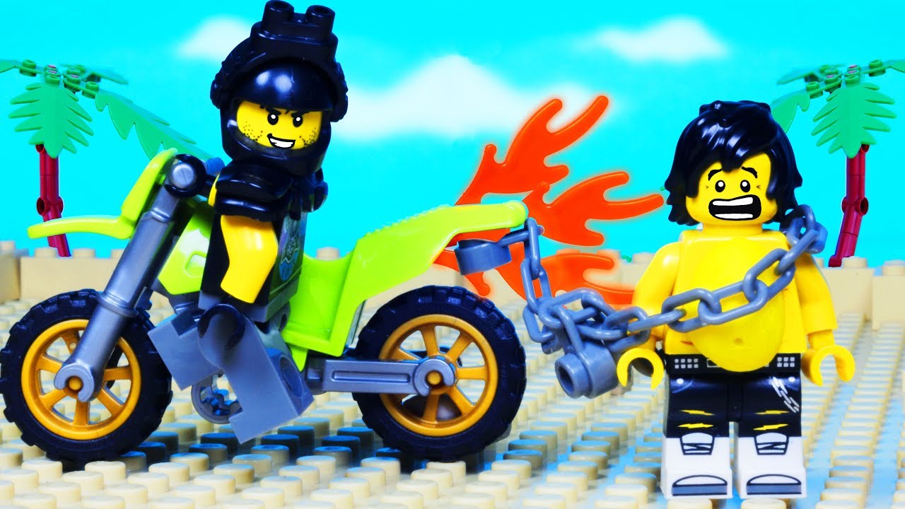 Lego Ninjago Hunted Fat Ninja Biker Beach Fight War Fail - YouTube