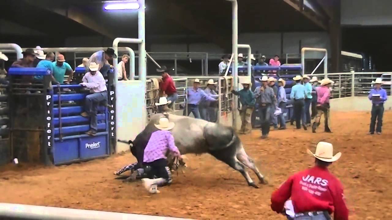 Doc Hinck in Bull Riding Wreck in 2007 - YouTube